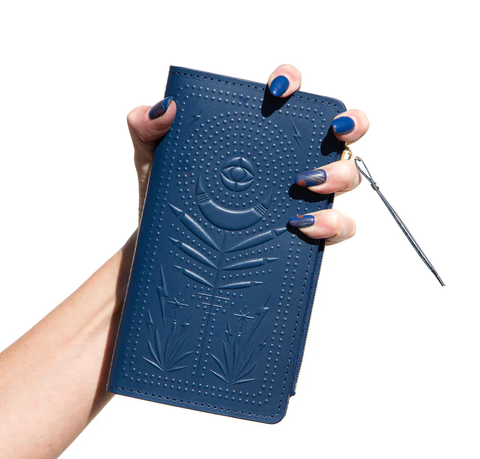 Night Safari Zip Wallet – Emily Amey