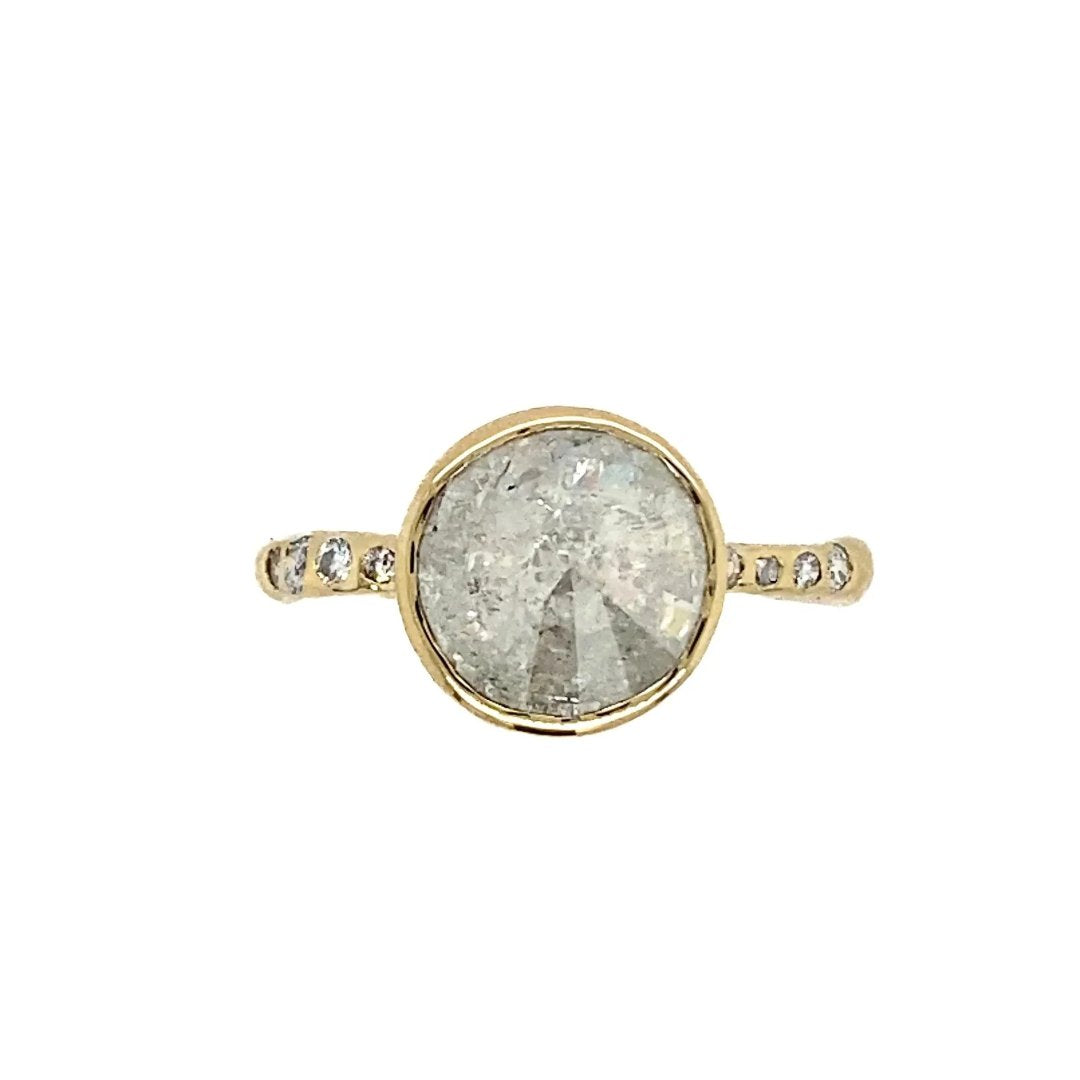 Pyramid Salt and Pepper Diamond Ring with Brilliant white Diamonds in ...